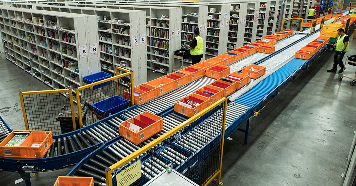 Booktopia collapses into voluntary administration
