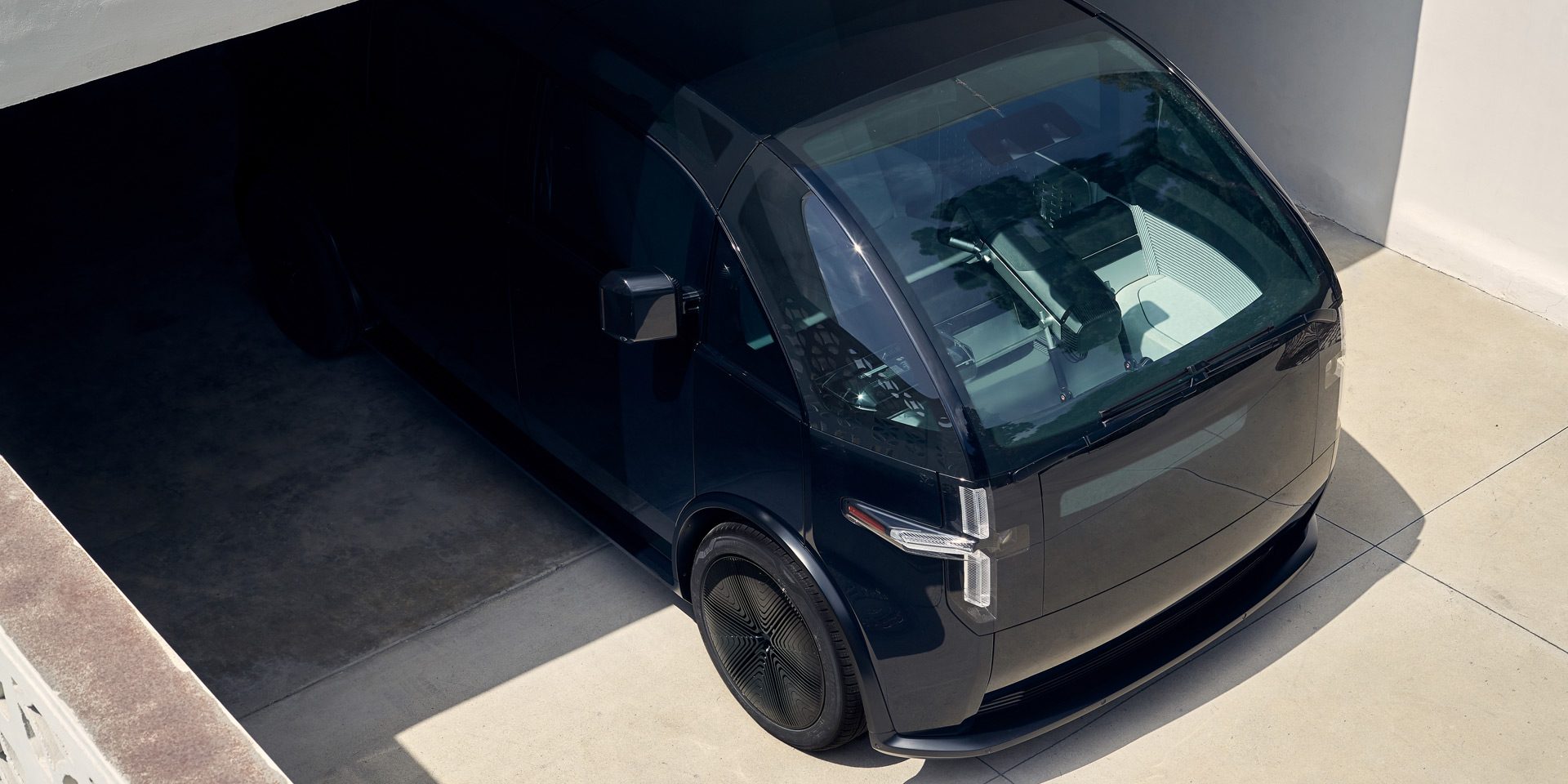 EV startup Canoo goes bankrupt