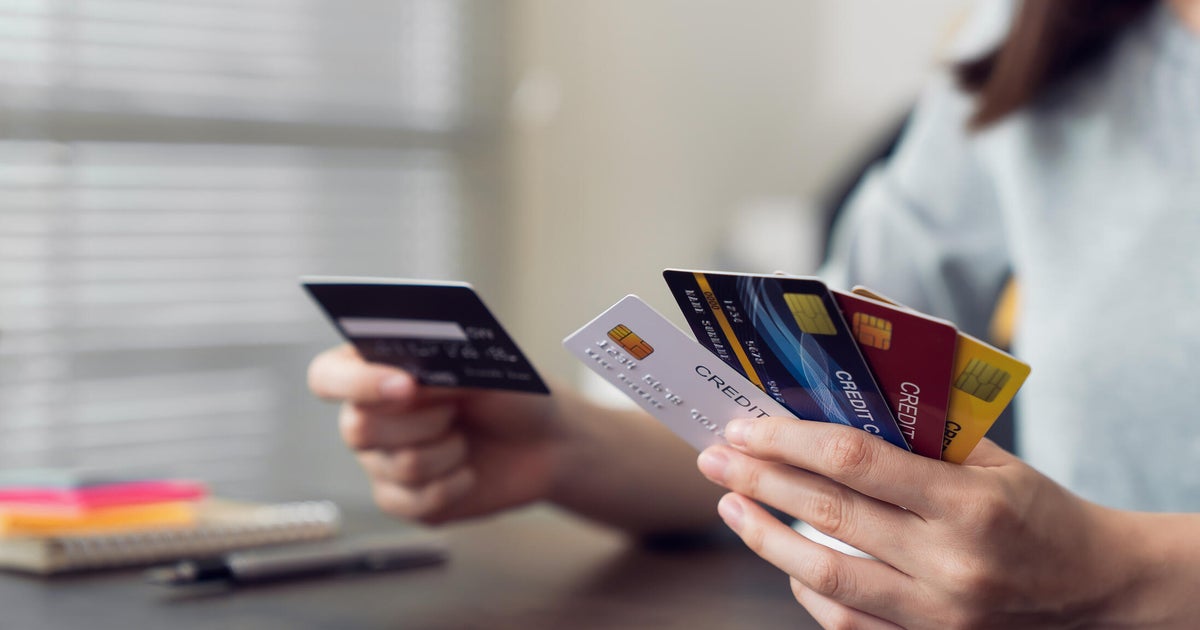 4 times credit card debt management is worth it (and 4 times it's not)