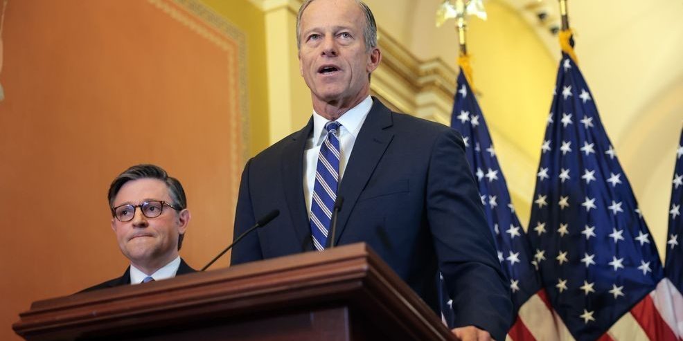 Survey reveals broad support for shrinking federal government amid ...