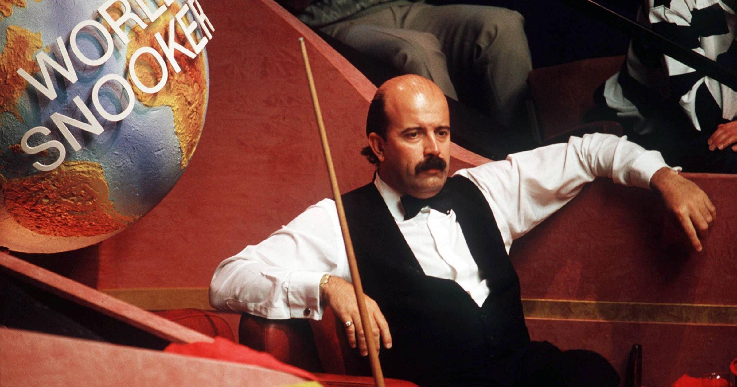 Willie Thorne reveals suicide attempt and £1 million gambling debt