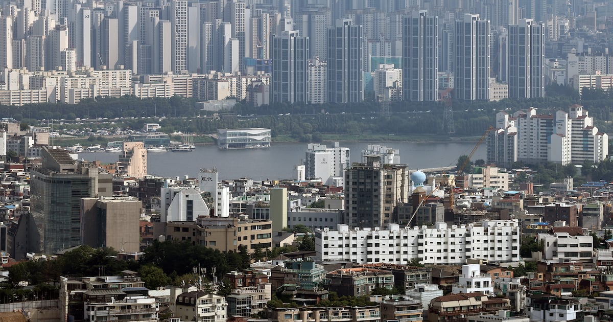 Korea establishes household debt management committee led by Hong Seong-guk - CHOSUNBIZ - Chosunbiz